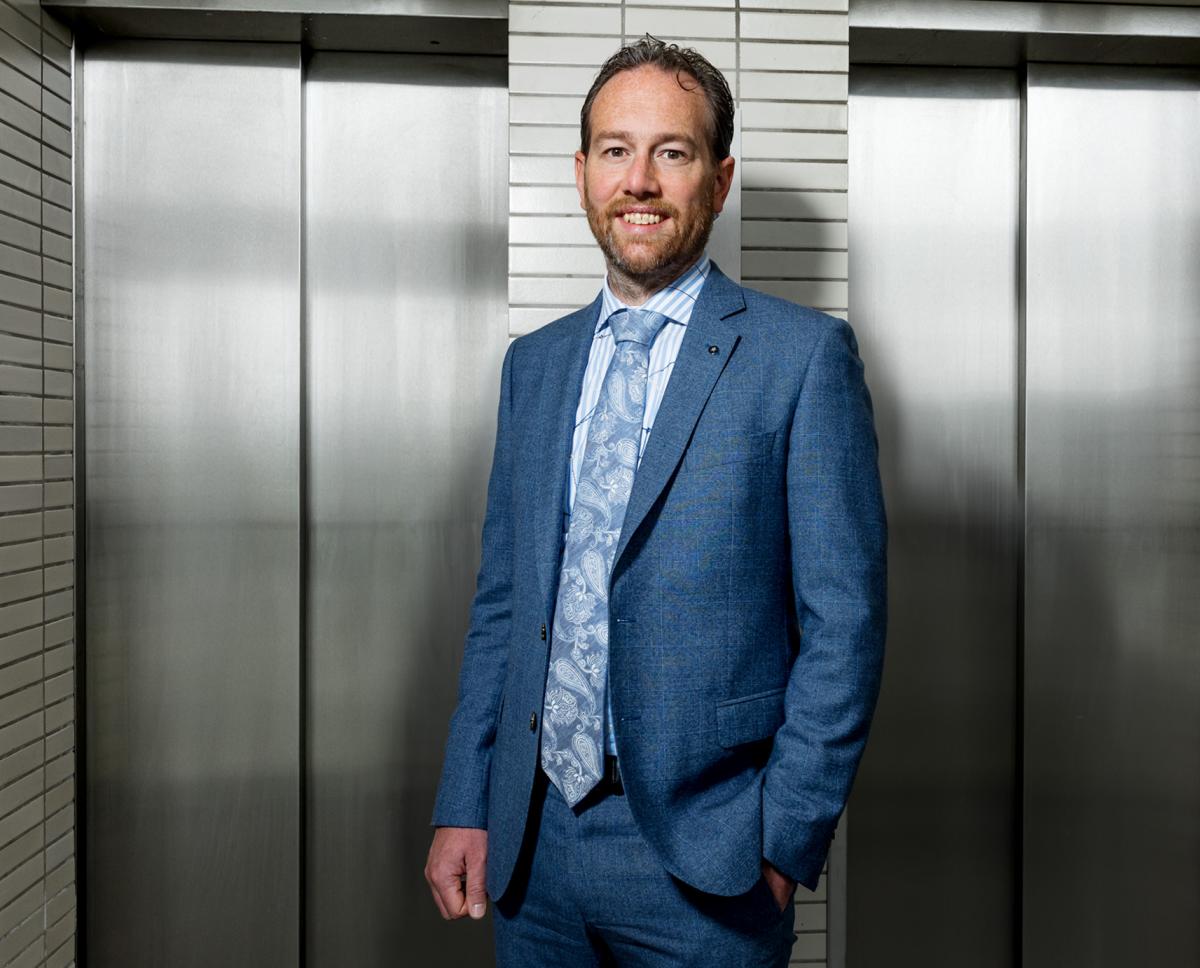 Octrooigemachtigde Bart Postmus naar De Vries & Metman | Boek9